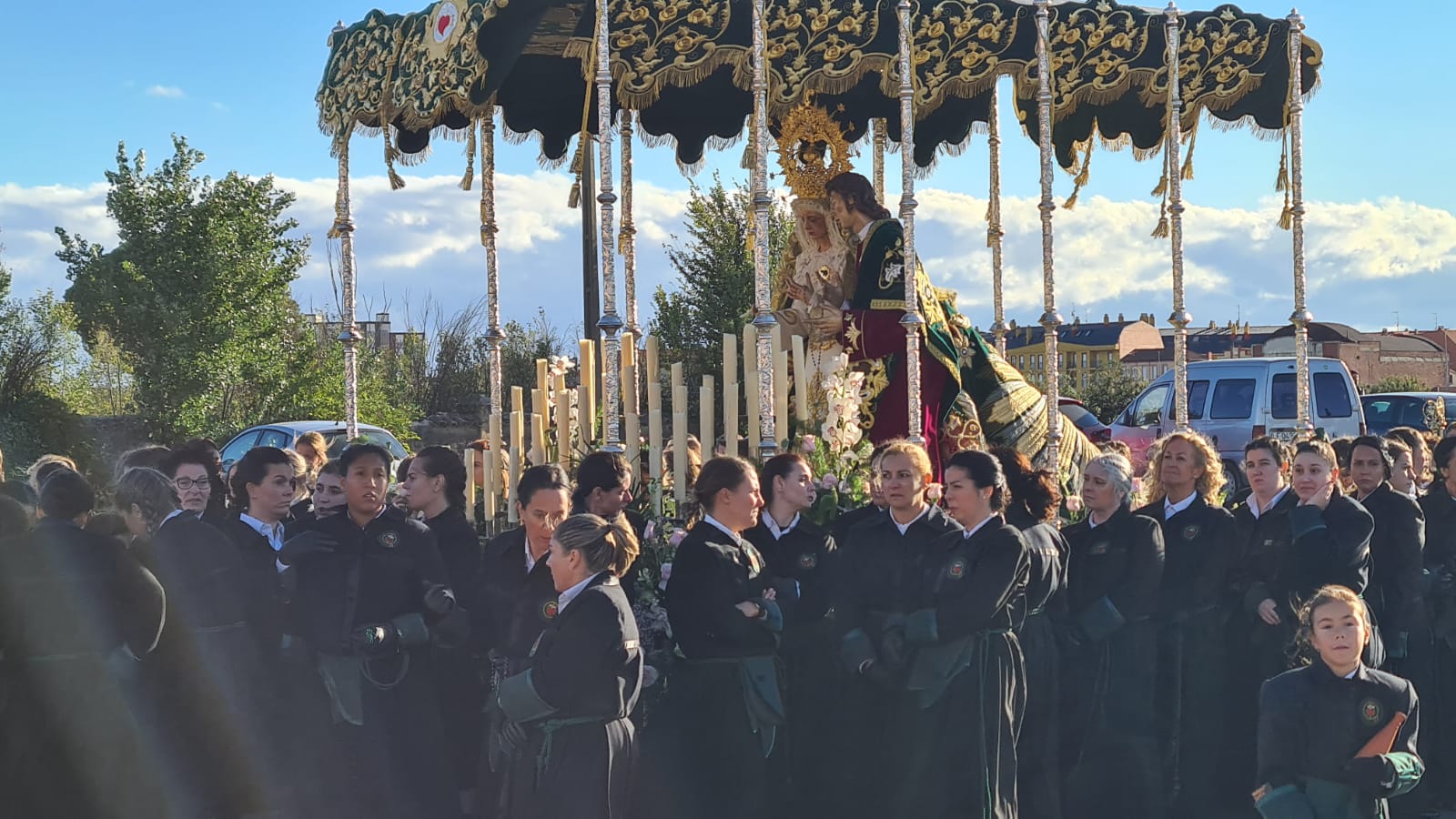 Fotos: Salida de la procesión magna de León | leonoticias