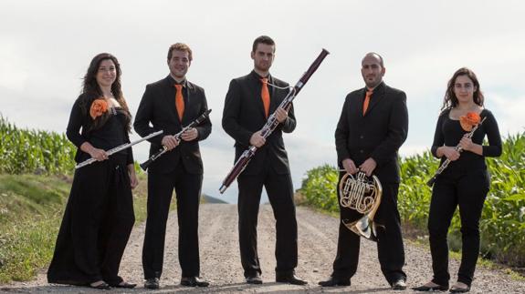 La calidad musical del quinteto de viento Enara llega al teatro ...